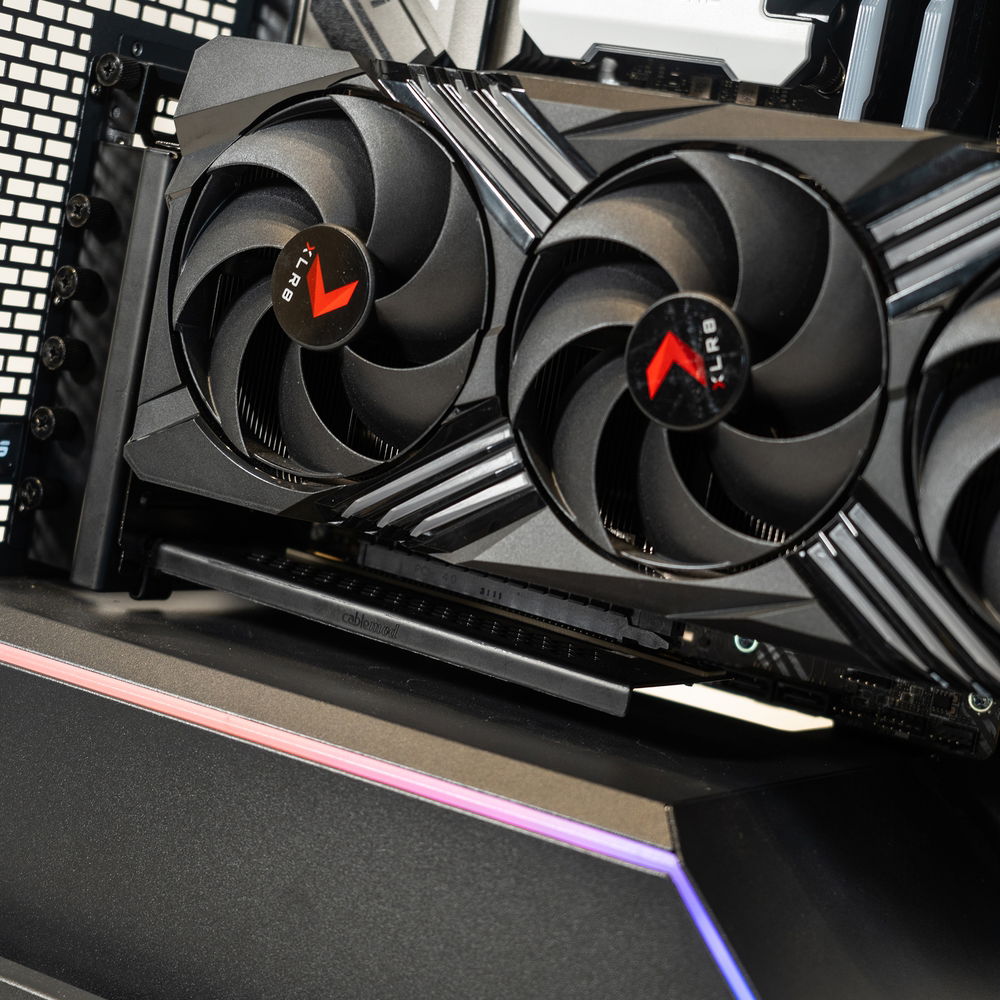 CableMod Vertical PCI-e Bracket Triple Slot Edition with PCI-e 4.0 ...